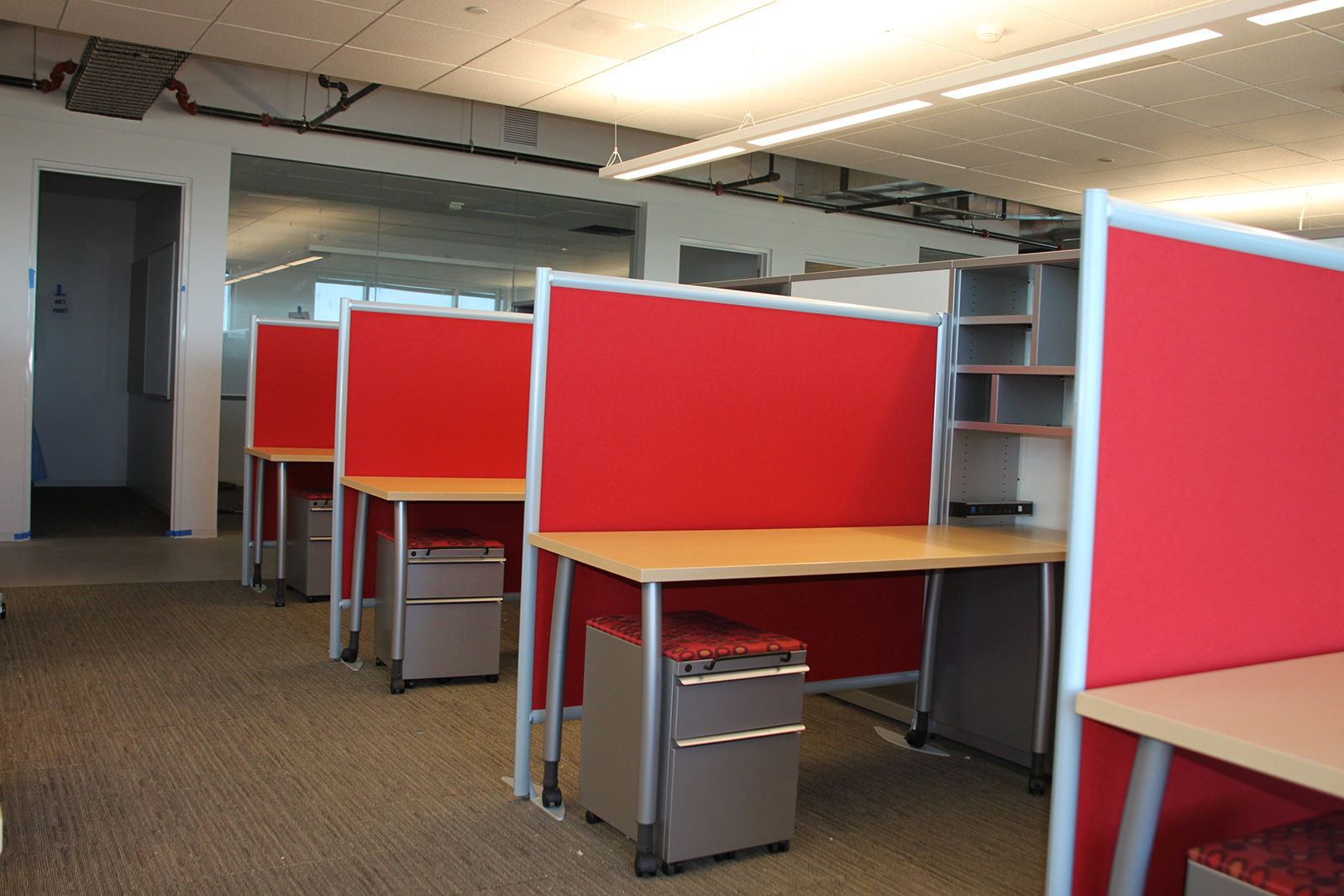Desk Privacy Panels | Custom Room Dividers | Office Cubicle Solutions