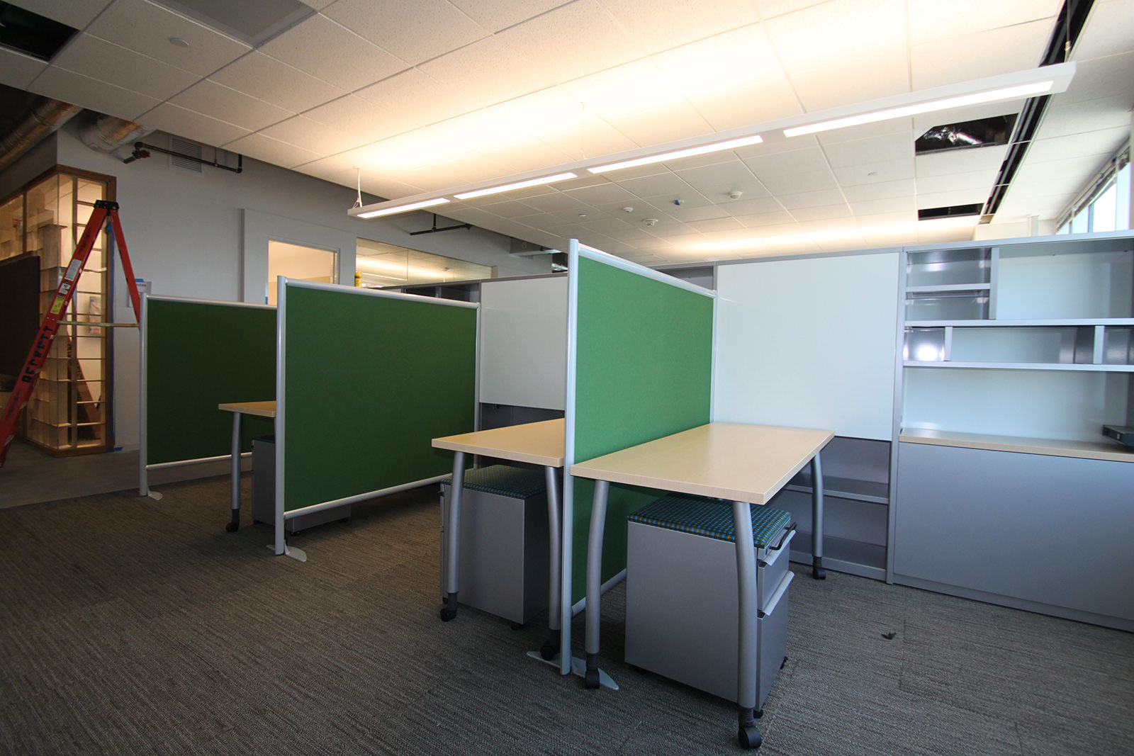 Desk Privacy Panels | Custom Room Dividers | Office Cubicle Solutions